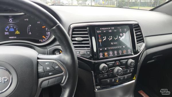 Jeep Grand Cherokee 2020 in Kaunas, with an engine capacity of 3.60 L and mileage of 182 thousand km for 15100 €, photo 8 on AUTOMOTO.COM.LV