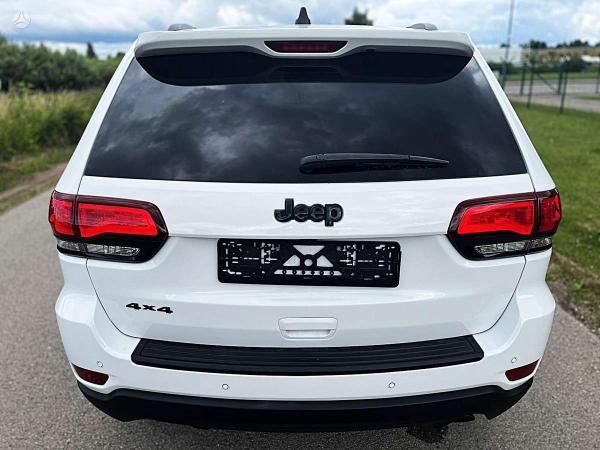 Jeep Grand Cherokee 2020 in Telschi, with an engine capacity of 3.60 L and mileage of 79 thousand km for 21499 €, photo 8 on AUTOMOTO.COM.LV