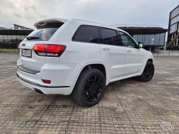 Jeep Grand Cherokee 2020 Kauņa, ar dzinēja tilpumu 5.70 L un nobraukumu 100 tūkst. km par 25000 €, foto 8 vietnē AUTOMOTO.COM.LV