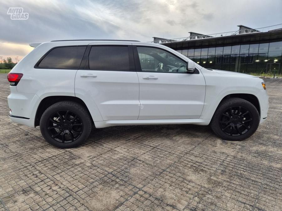 Jeep Grand Cherokee 2020 Kauņa, ar dzinēja tilpumu 5.70 L un nobraukumu 100 tūkst. km par 25000 €, foto 9 vietnē AUTOMOTO.COM.LV