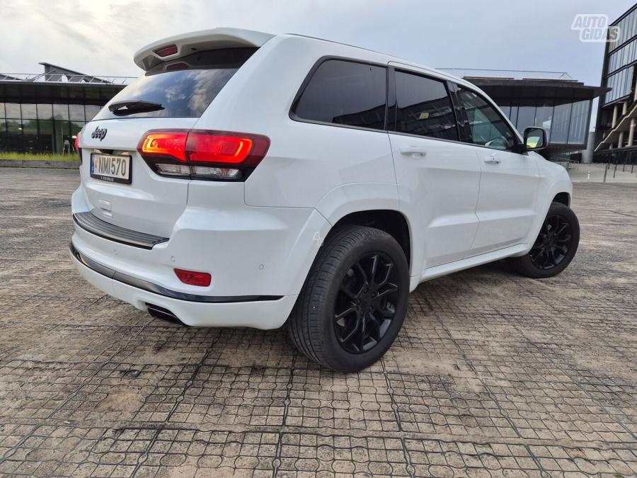 Jeep Grand Cherokee 2020 Kauņa, ar dzinēja tilpumu 5.70 L un nobraukumu 100 tūkst. km par 25000 €, foto 19 vietnē AUTOMOTO.COM.LV
