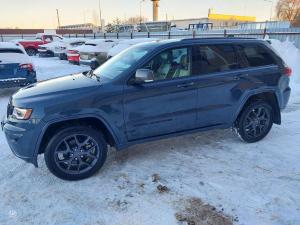 Jeep Grand Cherokee 2021 in Alytus, with an engine capacity of 3.60 L and mileage of 114 thousand km for 25400 €, photo 3 on AUTOMOTO.COM.LV