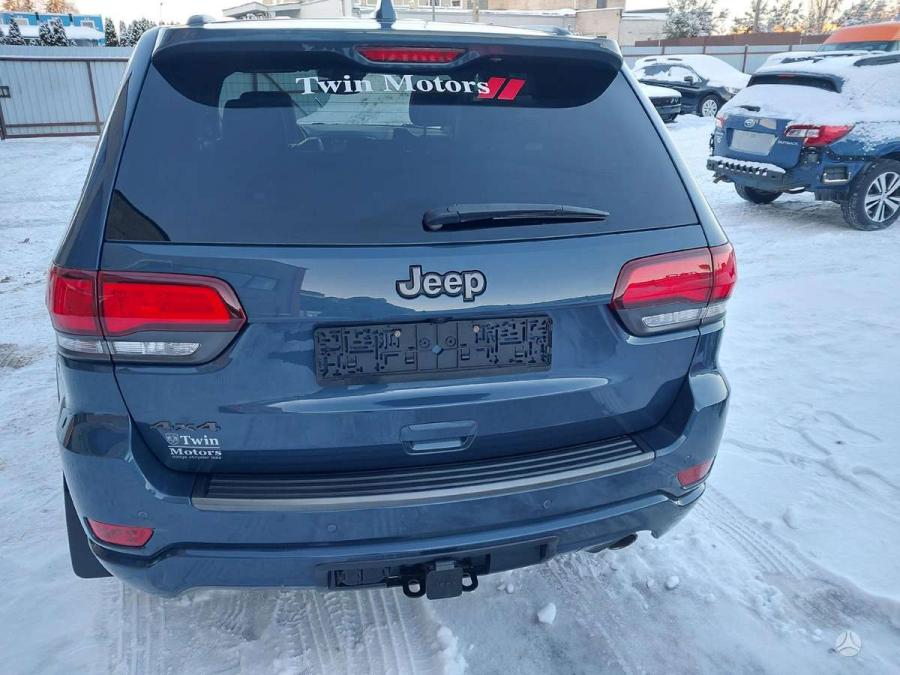 Jeep Grand Cherokee 2021 in Alytus, with an engine capacity of 3.60 L and mileage of 114 thousand km for 25400 €, photo 6 on AUTOMOTO.COM.LV