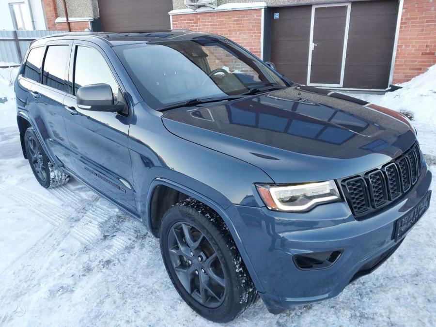 Jeep Grand Cherokee 2021 in Alytus, with an engine capacity of 3.60 L and mileage of 114 thousand km for 25400 €, photo 9 on AUTOMOTO.COM.LV