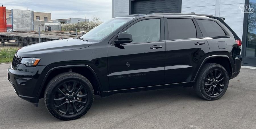 Jeep Grand Cherokee 2021 Kretinga, ar dzinēja tilpumu 3.60 L un nobraukumu 74 tūkst. km par 20000 €, foto 6 vietnē AUTOMOTO.COM.LV