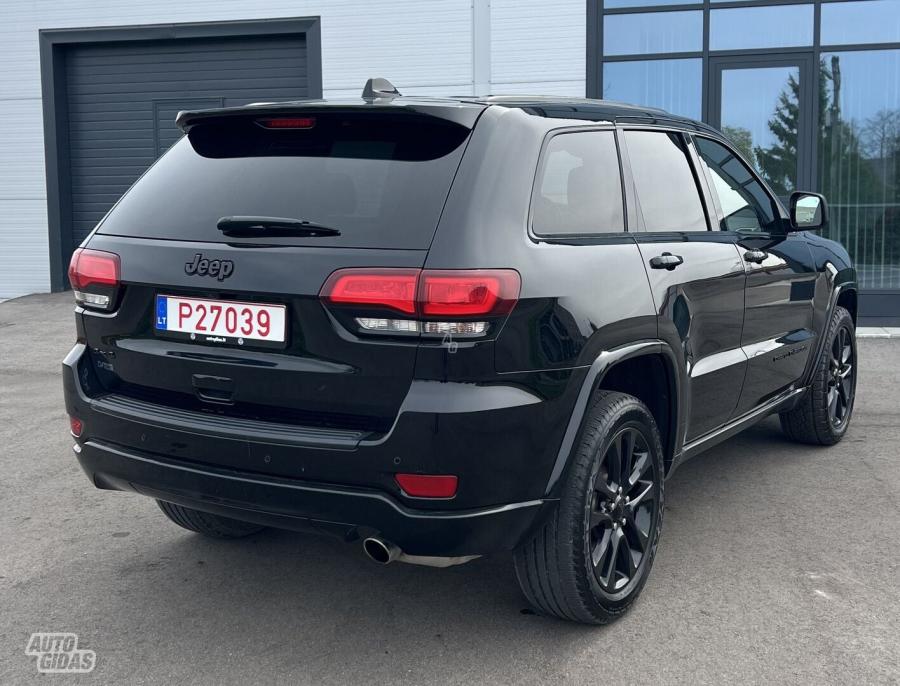 Jeep Grand Cherokee 2021 Kretinga, ar dzinēja tilpumu 3.60 L un nobraukumu 74 tūkst. km par 20000 €, foto 9 vietnē AUTOMOTO.COM.LV