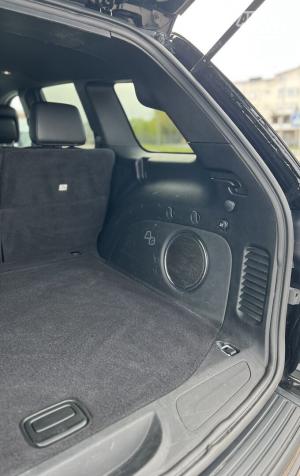 Jeep Grand Cherokee 2021 Kretinga, ar dzinēja tilpumu 3.60 L un nobraukumu 74 tūkst. km par 20000 €, foto 12 vietnē AUTOMOTO.COM.LV