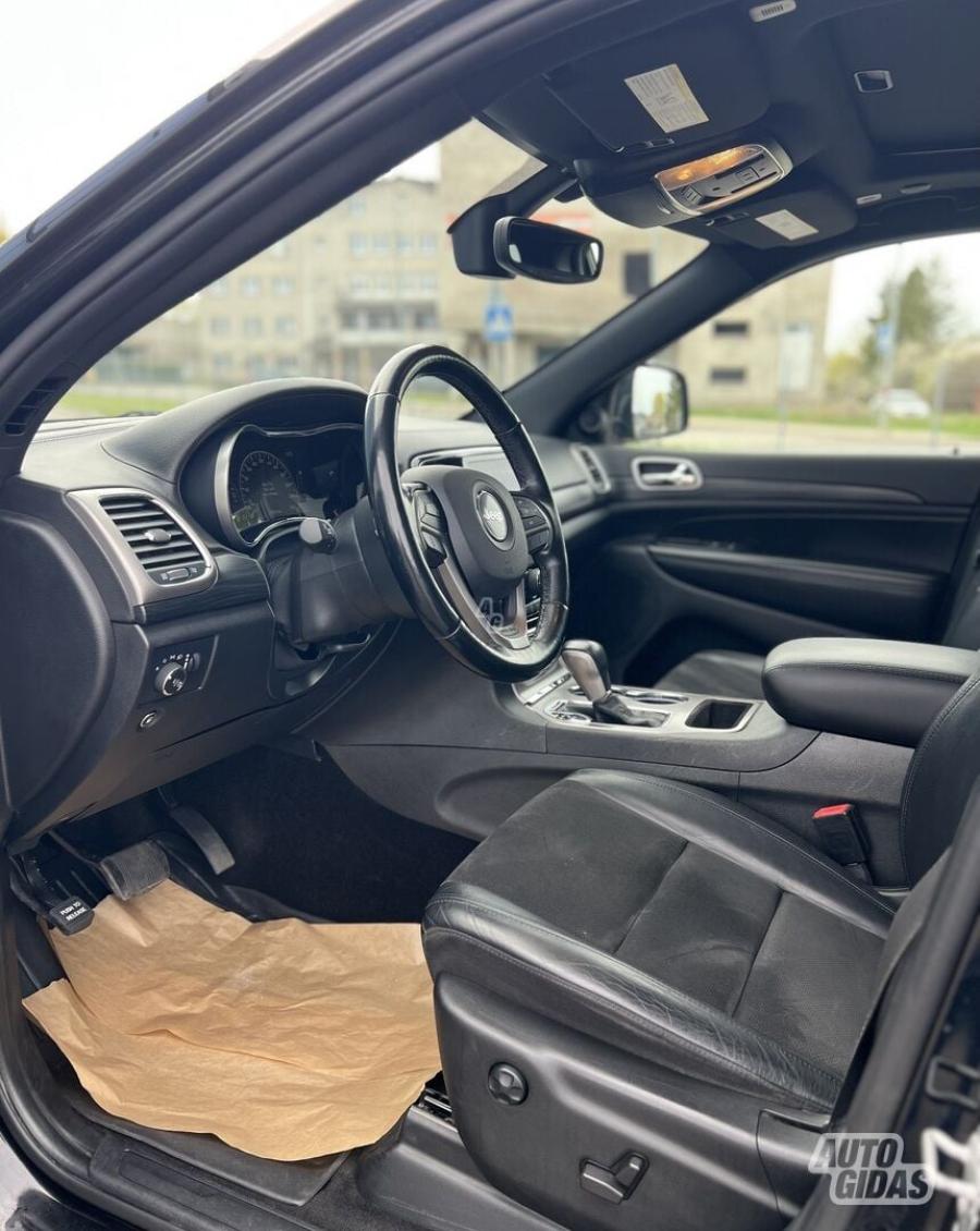 Jeep Grand Cherokee 2021 Kretinga, ar dzinēja tilpumu 3.60 L un nobraukumu 74 tūkst. km par 20000 €, foto 14 vietnē AUTOMOTO.COM.LV