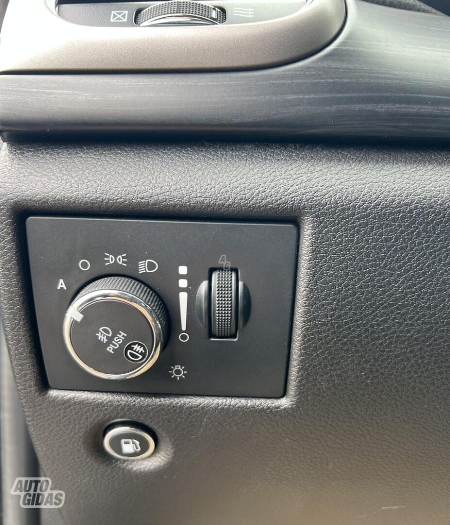 Jeep Grand Cherokee 2021 Kretinga, ar dzinēja tilpumu 3.60 L un nobraukumu 74 tūkst. km par 20000 €, foto 17 vietnē AUTOMOTO.COM.LV