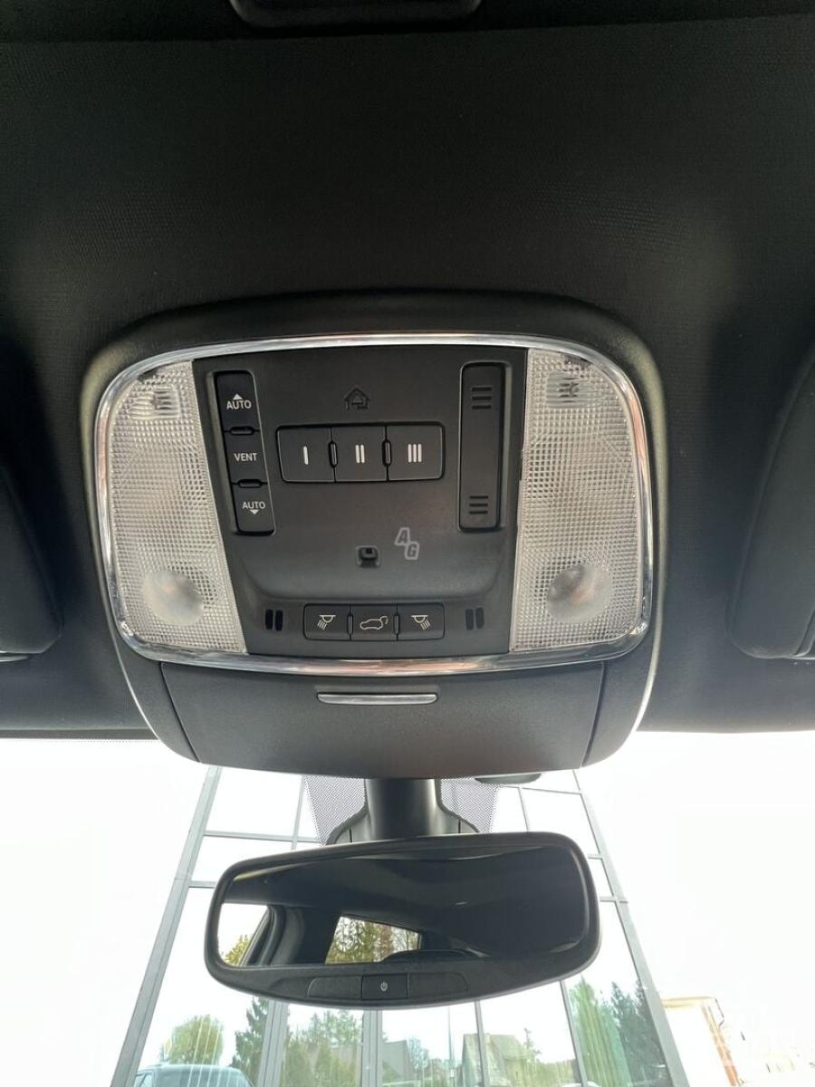 Jeep Grand Cherokee 2021 Kretinga, ar dzinēja tilpumu 3.60 L un nobraukumu 74 tūkst. km par 20000 €, foto 27 vietnē AUTOMOTO.COM.LV