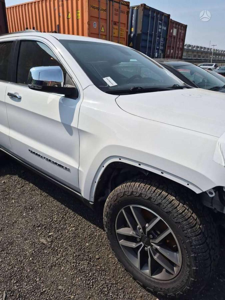 Jeep Grand Cherokee 2021 in Siauliai, with an engine capacity of 3.60 L and mileage of 53 thousand km for 11500 €, photo 11 on AUTOMOTO.COM.LV