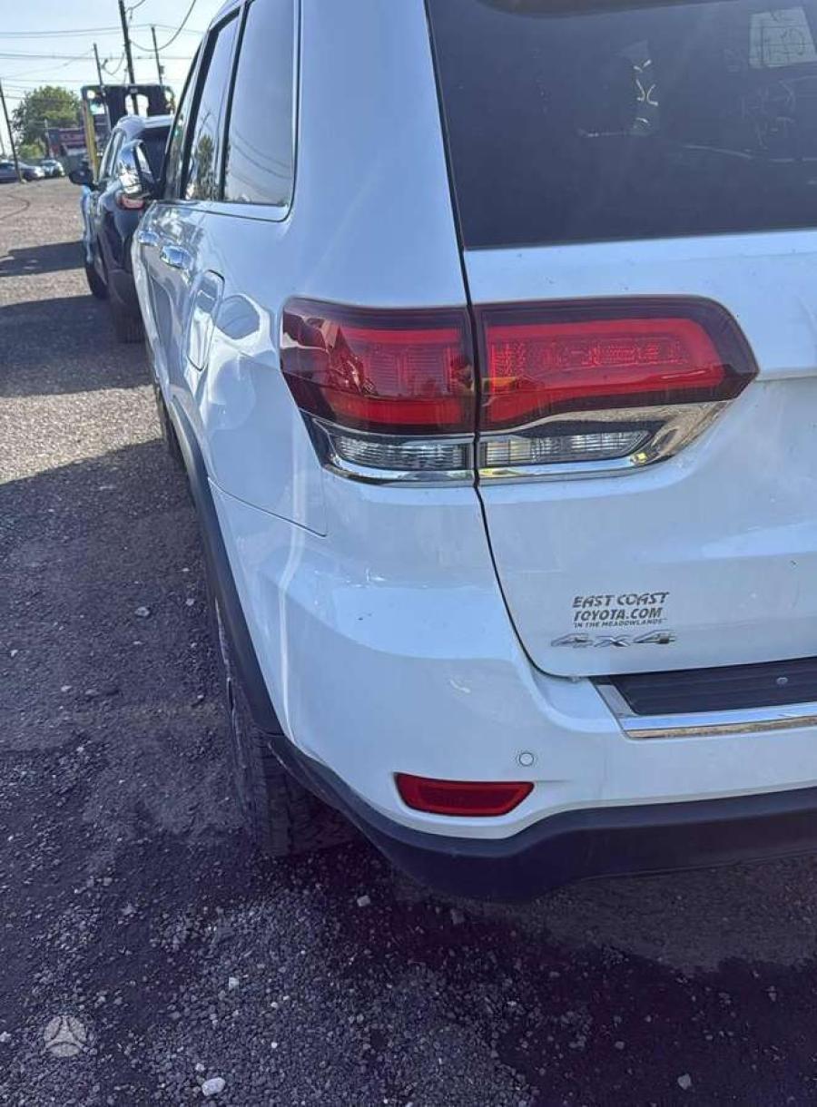 Jeep Grand Cherokee 2021 in Siauliai, with an engine capacity of 3.60 L and mileage of 53 thousand km for 11500 €, photo 20 on AUTOMOTO.COM.LV