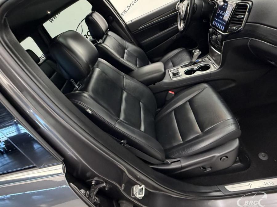 Jeep Grand Cherokee 2021 in Vilnius, with an engine capacity of 3.60 L and mileage of 122 thousand km for 21300 €, photo 6 on AUTOMOTO.COM.LV