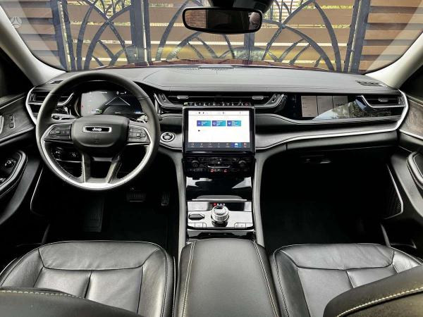 Jeep Grand Cherokee 2022 in Klaipeda, with an engine capacity of 2.00 L and mileage of 90 thousand km for 36600 €, photo 10 on AUTOMOTO.COM.LV