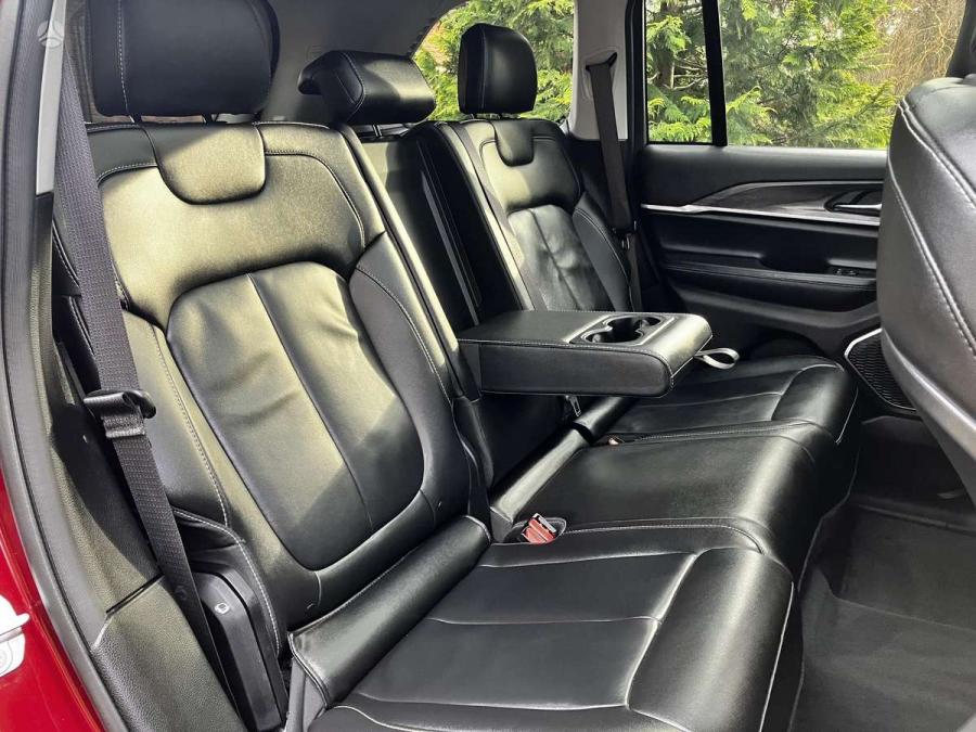 Jeep Grand Cherokee 2022 Klaipėda, ar dzinēja tilpumu 2.00 L un nobraukumu 90 tūkst. km par 36600 €, foto 16 vietnē AUTOMOTO.COM.LV