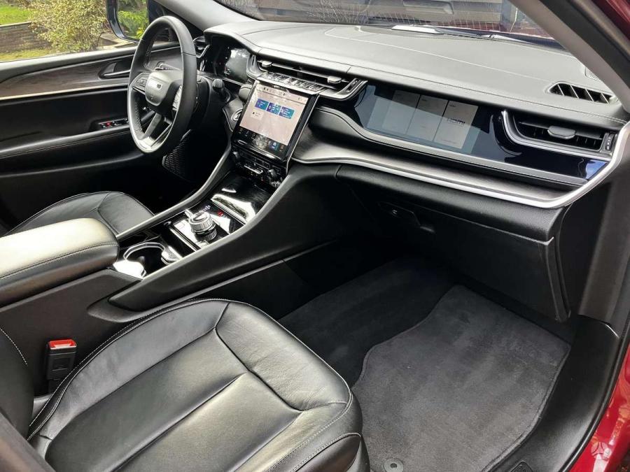 Jeep Grand Cherokee 2022 Klaipėda, ar dzinēja tilpumu 2.00 L un nobraukumu 90 tūkst. km par 36600 €, foto 21 vietnē AUTOMOTO.COM.LV