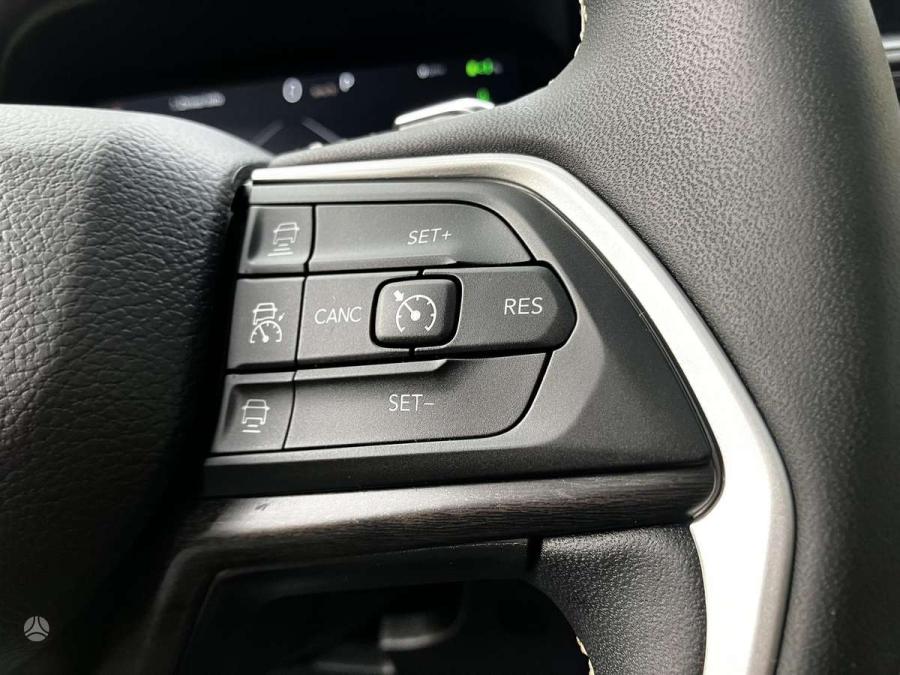 Jeep Grand Cherokee 2022 Klaipėda, ar dzinēja tilpumu 2.00 L un nobraukumu 90 tūkst. km par 36600 €, foto 31 vietnē AUTOMOTO.COM.LV