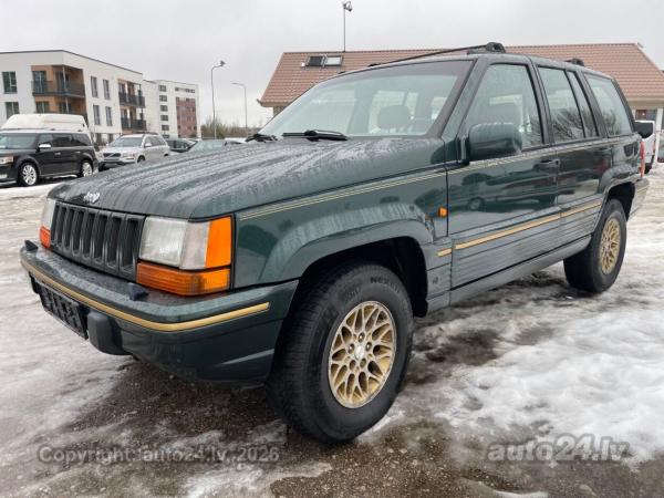 Green Jeep Grand Cherokee 1993 in Tallinn, with an engine capacity of 5.20 L and mileage of 150 thousand km for 5999 €, photo 1 on AUTOMOTO.COM.LV