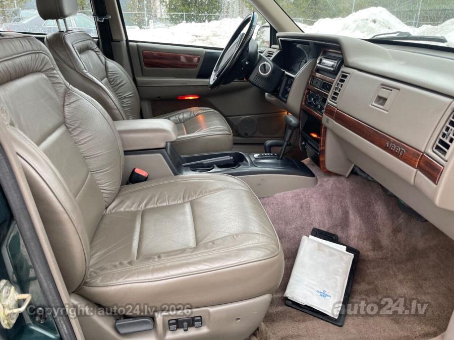 Zaļš Jeep Grand Cherokee 1993 Tallina, ar dzinēja tilpumu 5.20 L un nobraukumu 150 tūkst. km par 5999 €, foto 13 vietnē AUTOMOTO.COM.LV