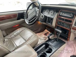 Zaļš Jeep Grand Cherokee 1993 Tallina, ar dzinēja tilpumu 5.20 L un nobraukumu 150 tūkst. km par 5999 €, foto 15 vietnē AUTOMOTO.COM.LV