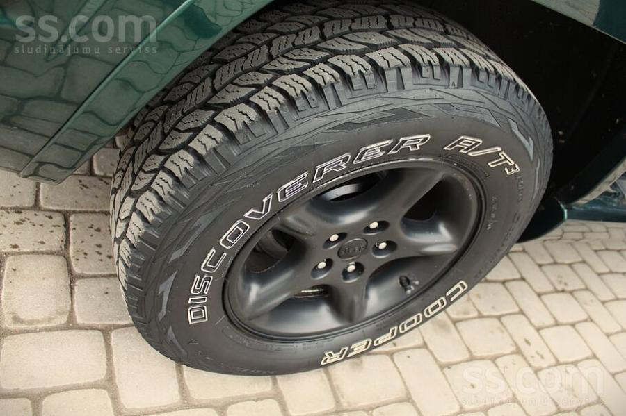 Green Jeep Grand Cherokee 1998 in Riga, with an engine capacity of 5.90 L and mileage of 0 thousand km for 12500 €, photo 34 on AUTOMOTO.COM.LV