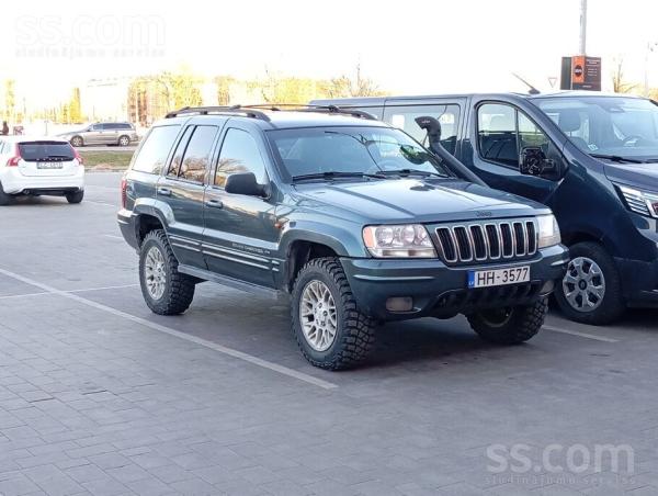 Zaļš Jeep Grand Cherokee 2002 Rīga, ar dzinēja tilpumu 4.70 L un nobraukumu 209 tūkst. km par 3700 €, foto 6 vietnē AUTOMOTO.COM.LV
