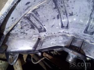 Zaļš Jeep Grand Cherokee 2002 Rīga, ar dzinēja tilpumu 4.70 L un nobraukumu 209 tūkst. km par 3700 €, foto 12 vietnē AUTOMOTO.COM.LV