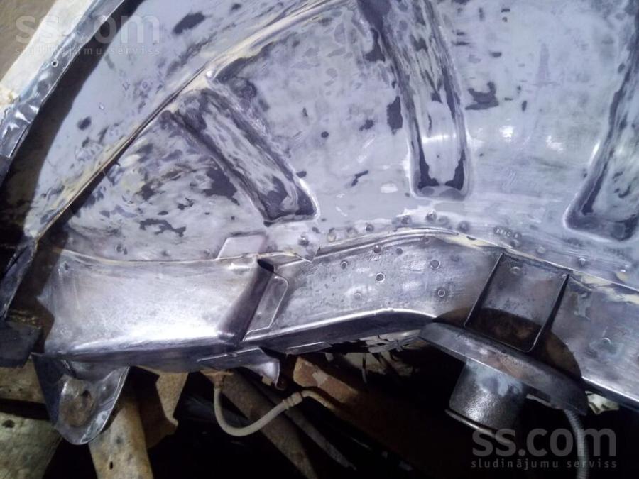 Zaļš Jeep Grand Cherokee 2002 Rīga, ar dzinēja tilpumu 4.70 L un nobraukumu 209 tūkst. km par 3700 €, foto 12 vietnē AUTOMOTO.COM.LV