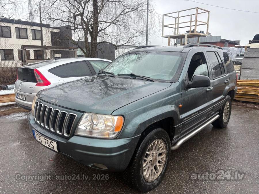 Green Jeep Grand Cherokee 2003 in Rapla, with an engine capacity of 2.70 L and mileage of 0 thousand km for 1200 €, photo 1 on AUTOMOTO.COM.LV