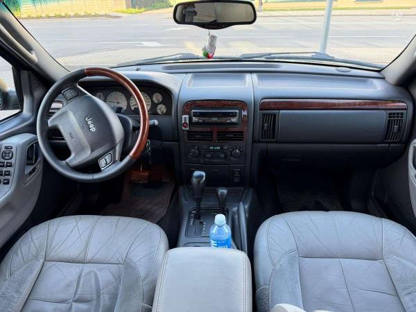 Zaļš Jeep Grand Cherokee 2005 Utena, ar dzinēja tilpumu 2.69 L un nobraukumu 236 tūkst. km par 6450 €, foto 7 vietnē AUTOMOTO.COM.LV