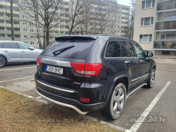 Zaļš Jeep Grand Cherokee 2012 Tartu, ar dzinēja tilpumu 3.00 L un nobraukumu 323 tūkst. km par 9300 €, foto 2 vietnē AUTOMOTO.COM.LV