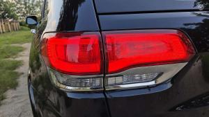 Green Jeep Grand Cherokee 2014 in Elektrenai, with an engine capacity of 3.60 L and mileage of 126 thousand km for 8800 €, photo 18 on AUTOMOTO.COM.LV