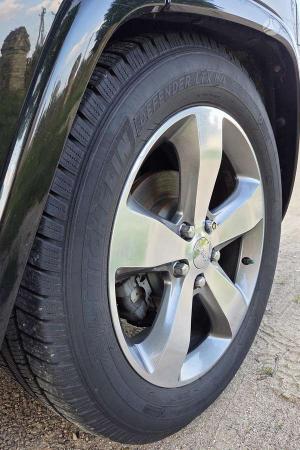 Green Jeep Grand Cherokee 2014 in Elektrenai, with an engine capacity of 3.60 L and mileage of 126 thousand km for 8800 €, photo 20 on AUTOMOTO.COM.LV