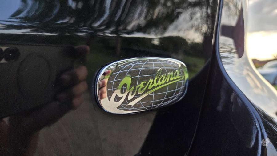 Green Jeep Grand Cherokee 2014 in Elektrenai, with an engine capacity of 3.60 L and mileage of 126 thousand km for 8800 €, photo 53 on AUTOMOTO.COM.LV