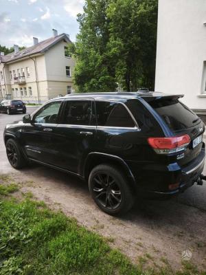Zaļš Jeep Grand Cherokee 2015 Klaipėda, ar dzinēja tilpumu 2.99 L un nobraukumu 239 tūkst. km par 10500 €, foto  vietnē AUTOMOTO.COM.LV