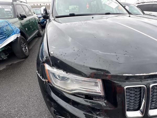 Green Jeep Grand Cherokee 2015 in Klaipeda, with an engine capacity of 3.60 L and mileage of 173 thousand km for 8500 €, photo 8 on AUTOMOTO.COM.LV