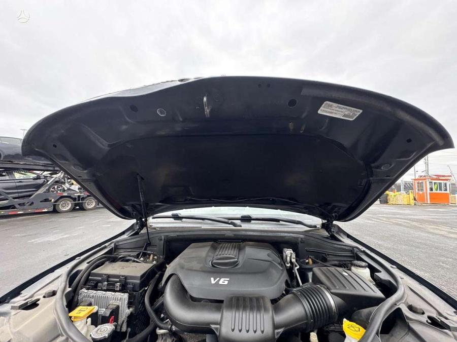 Zaļš Jeep Grand Cherokee 2015 Klaipėda, ar dzinēja tilpumu 3.60 L un nobraukumu 173 tūkst. km par 8500 €, foto 25 vietnē AUTOMOTO.COM.LV