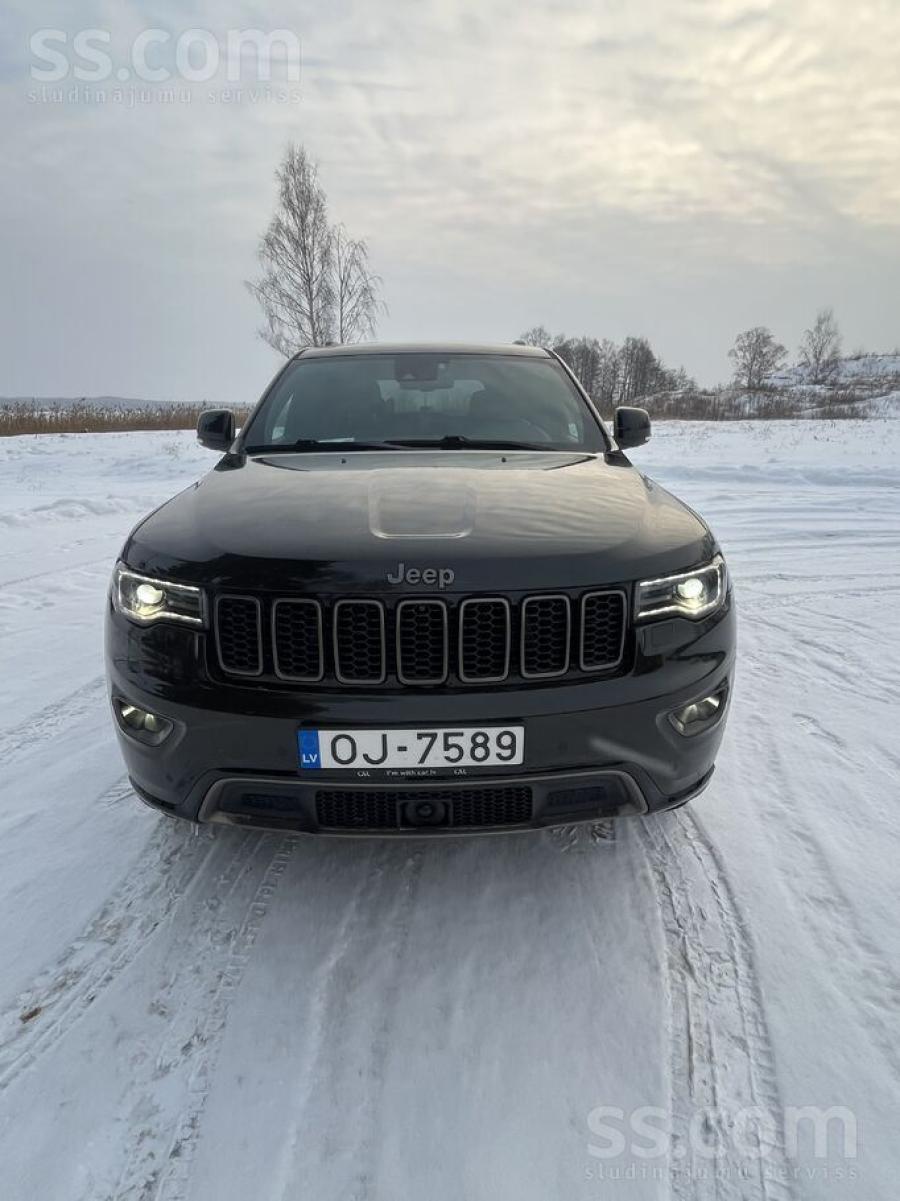 Zaļš Jeep Grand Cherokee 2016 Rīga, ar dzinēja tilpumu 3.00 L un nobraukumu 128 tūkst. km par 19950 €, foto 2 vietnē AUTOMOTO.COM.LV