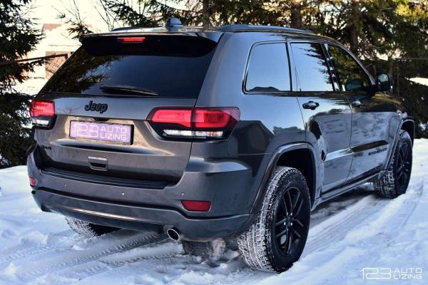 Zaļš Jeep Grand Cherokee 2020 Kretinga, ar dzinēja tilpumu 3.60 L un nobraukumu 101 tūkst. km par 17999 €, foto 7 vietnē AUTOMOTO.COM.LV