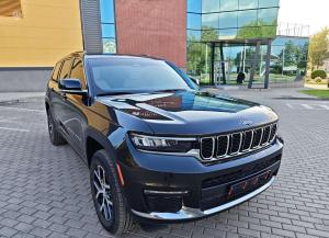 Green Jeep Grand Cherokee 2024 in Siauliai, with an engine capacity of 3.60 L and mileage of 52 thousand km for 27000 €, photo  on AUTOMOTO.COM.LV
