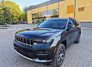 Green Jeep Grand Cherokee 2024 in Siauliai, with an engine capacity of 3.60 L and mileage of 52 thousand km for 27000 €, photo 4 on AUTOMOTO.COM.LV