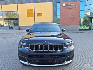 Green Jeep Grand Cherokee 2024 in Siauliai, with an engine capacity of 3.60 L and mileage of 52 thousand km for 27000 €, photo 3 on AUTOMOTO.COM.LV