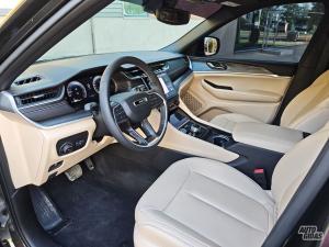 Green Jeep Grand Cherokee 2024 in Siauliai, with an engine capacity of 3.60 L and mileage of 52 thousand km for 27000 €, photo 11 on AUTOMOTO.COM.LV
