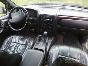 Grey Jeep Grand Cherokee 1999 in Daugavpils, with an engine capacity of 3.10 L and mileage of 207 thousand km for 2250 €, photo 9 on AUTOMOTO.COM.LV