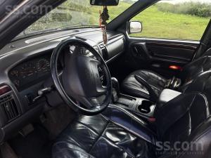 Grey Jeep Grand Cherokee 1999 in Daugavpils, with an engine capacity of 3.10 L and mileage of 208 thousand km for 2650 €, photo 9 on AUTOMOTO.COM.LV