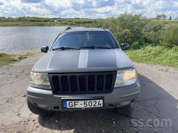 Grey Jeep Grand Cherokee 1999 in Daugavpils, with an engine capacity of 3.10 L and mileage of 208 thousand km for 2650 €, photo 3 on AUTOMOTO.COM.LV