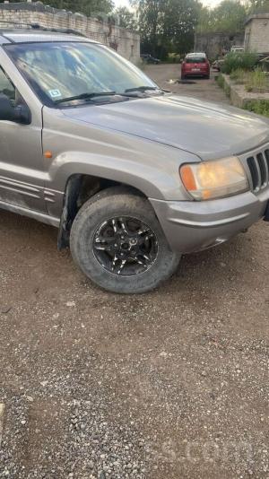 Pelēks Jeep Grand Cherokee 2000 Rīga, ar dzinēja tilpumu 3.10 L un nobraukumu 291 tūkst. km par 2300 €, foto 5 vietnē AUTOMOTO.COM.LV