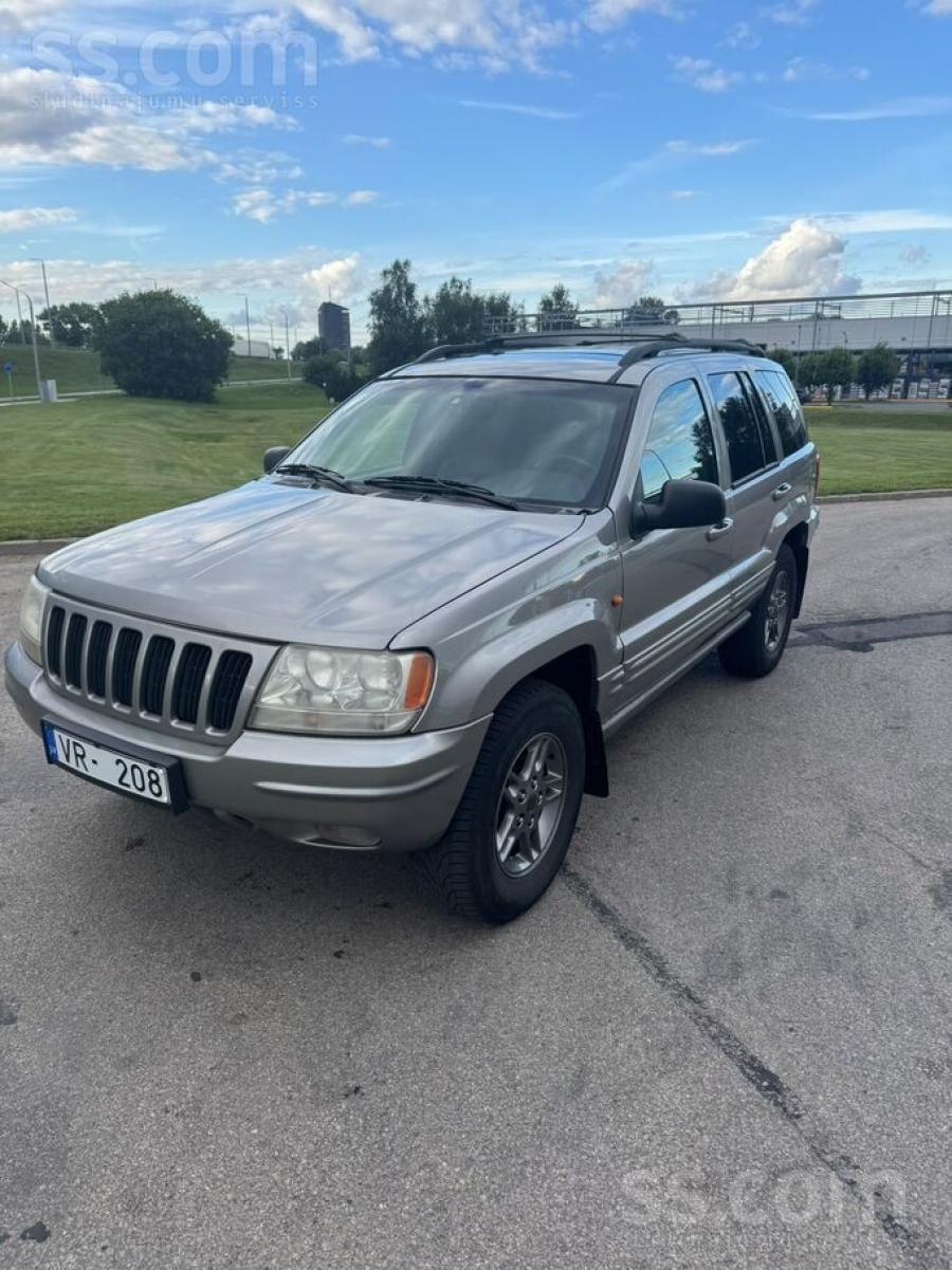 Grey Jeep Grand Cherokee 2000 in Riga, with an engine capacity of 3.10 L and mileage of 298 thousand km for 2900 €, photo 4 on AUTOMOTO.COM.LV