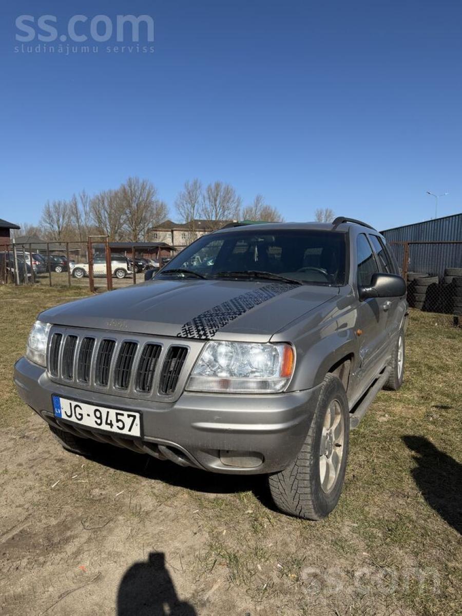 Pelēks Jeep Grand Cherokee 2001 Liepāja, ar dzinēja tilpumu 3.10 L un nobraukumu 314 tūkst. km par 2000 €, foto 9 vietnē AUTOMOTO.COM.LV