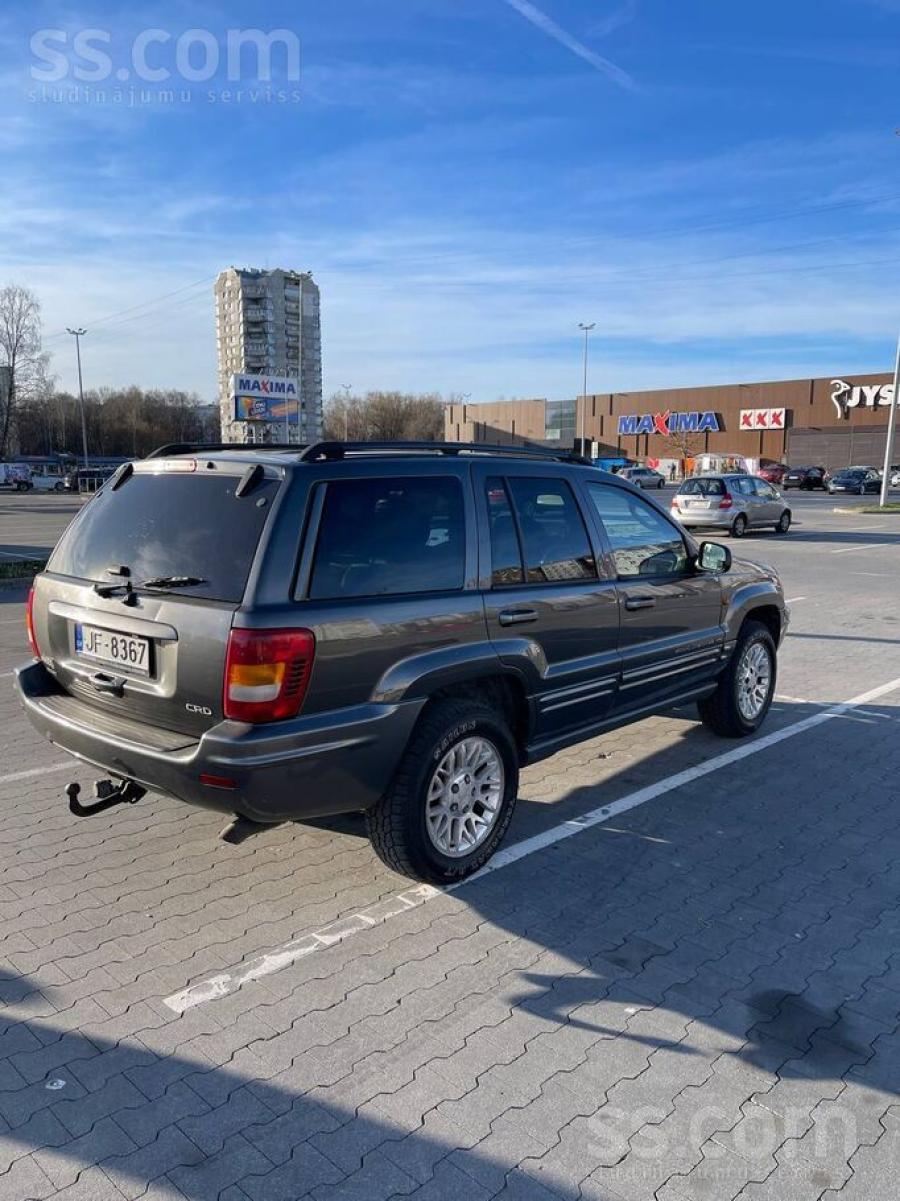 Pelēks Jeep Grand Cherokee 2001 Rīga, ar dzinēja tilpumu 2.70 L un nobraukumu 305 tūkst. km par 2900 €, foto 3 vietnē AUTOMOTO.COM.LV